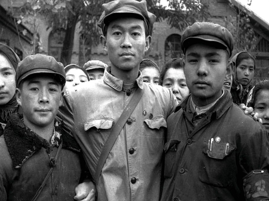 A collection: Xinjiang red guards in Beijing in 1966 – Everyday Life in ...