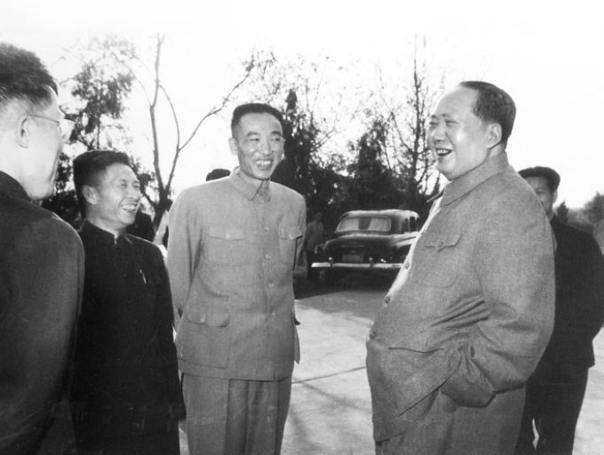Wang Renzhong, Hu Yaobang, and Mao in 1961 – Everyday Life in Mao's China
