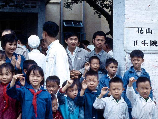 A collection: Guangzhou in 1975 – Everyday Life in Mao's China