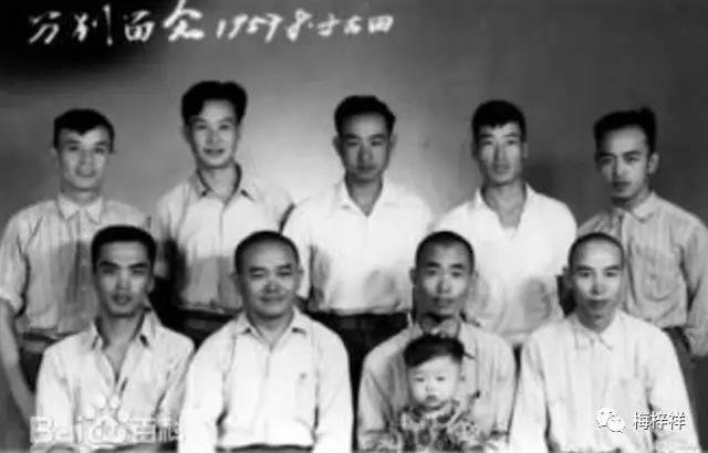 Li Shaozhu with his Railway Corps in 1957 – Everyday Life in Mao's China